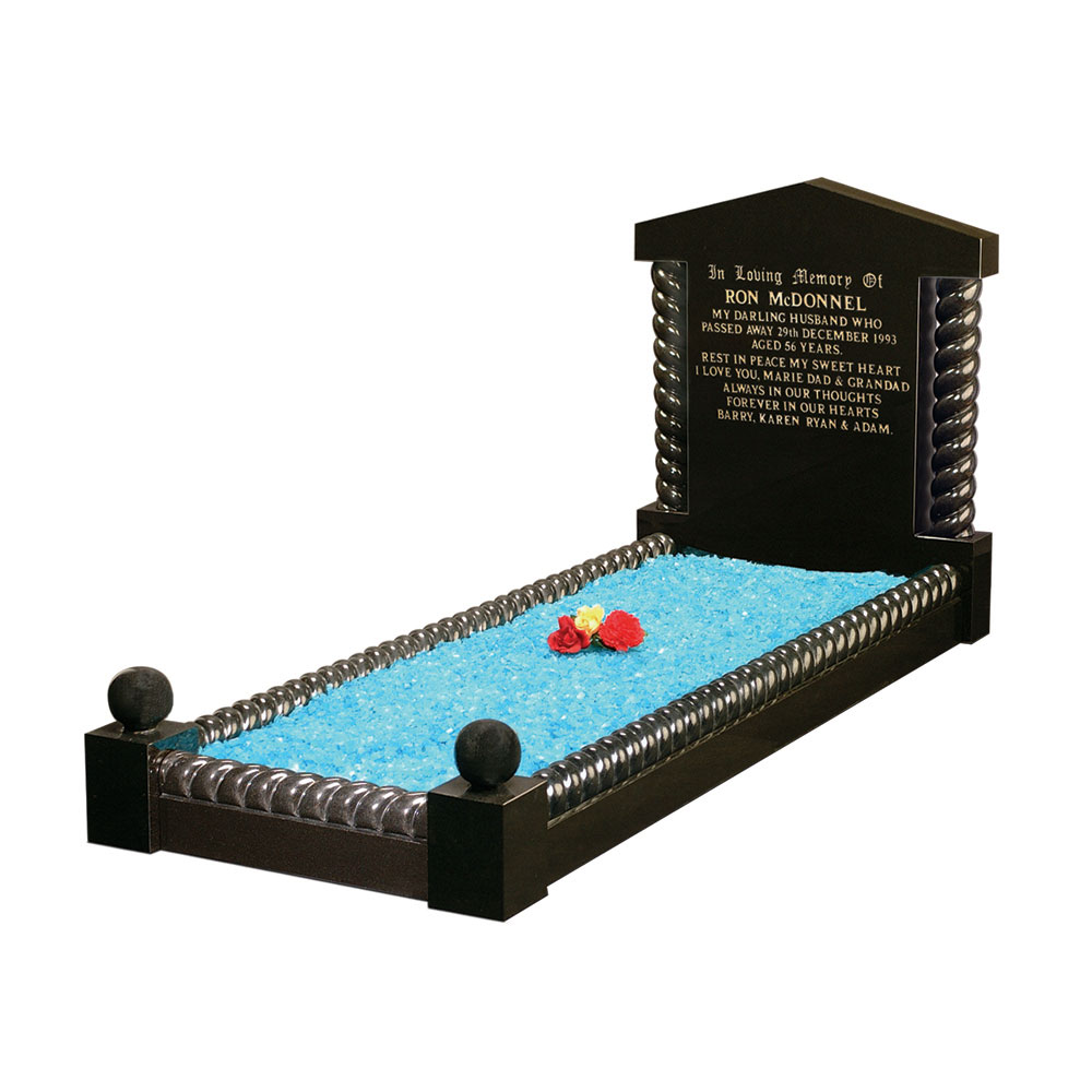 GF109 - Rope Columns Kerbed Memorial - Memorials of Distinction