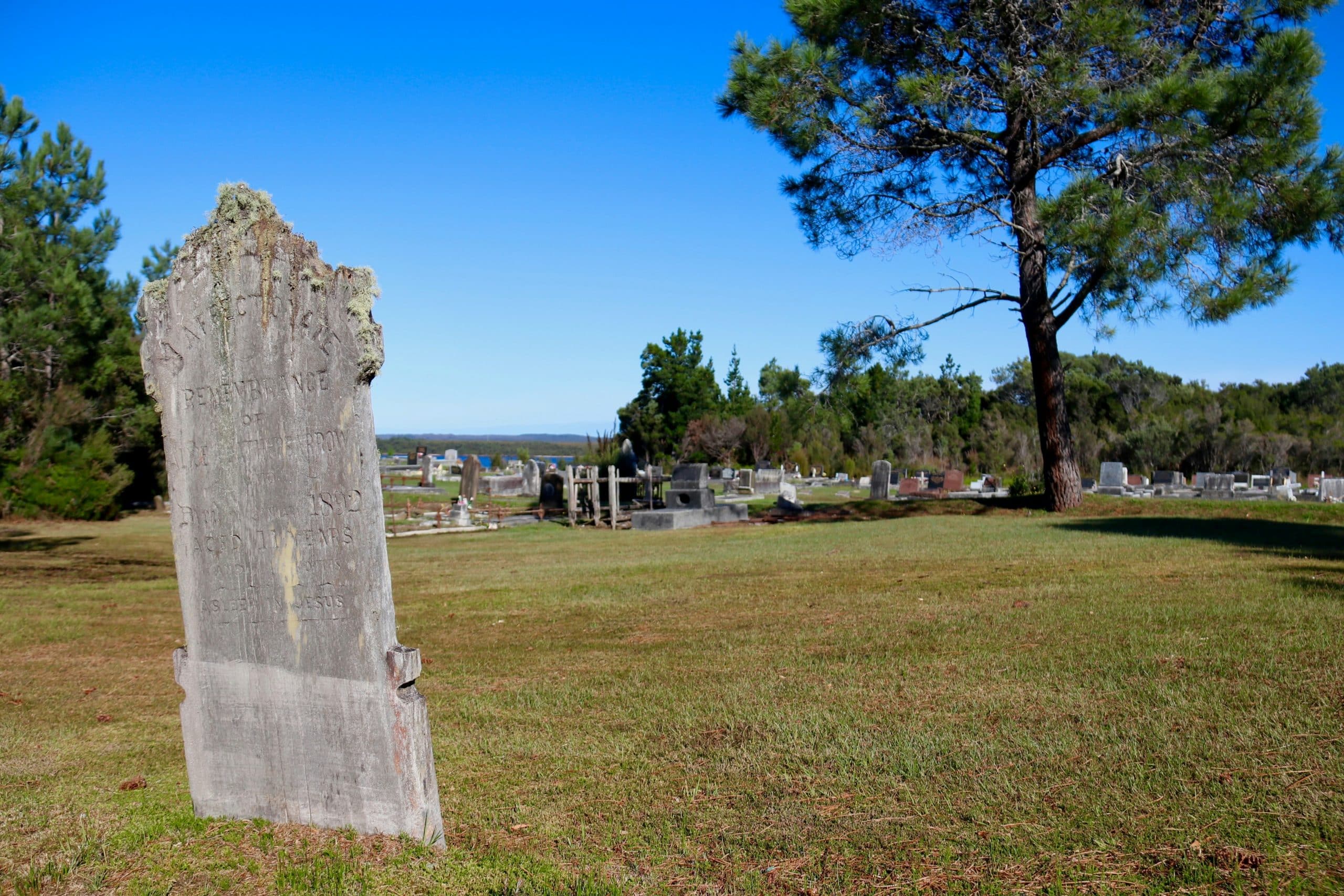 How much does it cost to reset a headstone - Memorials of Distinction
